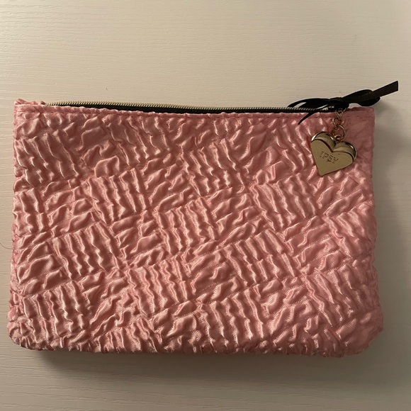 ipsy | Bags | Ipsy Makeup Bag | Poshmark